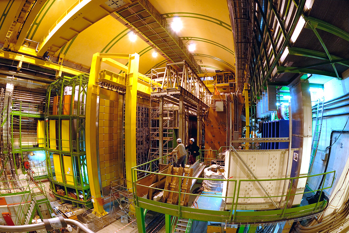 Opening gambit for LHCb in the Vcb puzzle – CERN Courier